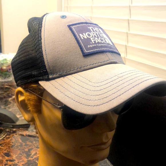 The North Face | Accessories | The North Face Mens Grey Black Baseball ...